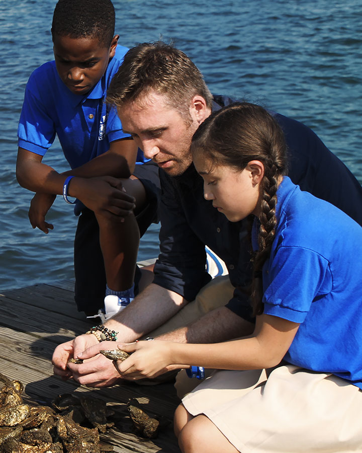 La Mer Blue Heart | Supporting Ocean Conservation Projects